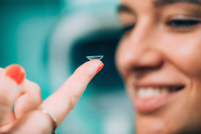 Essential Do's And Don'ts For Contact Lens Care